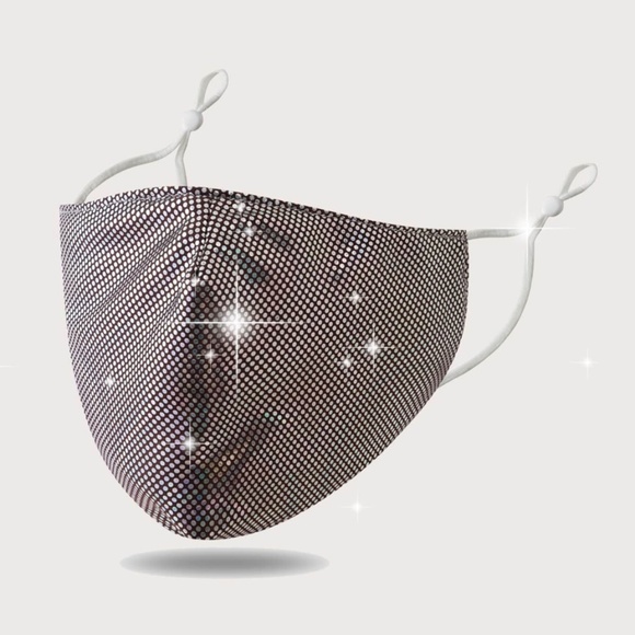 Poe's Cellar Door | Accessories | Hologram Filter Face Mask W2 Filters ...